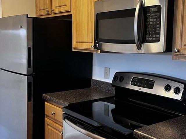 Apartments at Sunset 1 Bedroom Apartment for Rent at 1000 Columbine Dr, Frederick, MD 21701