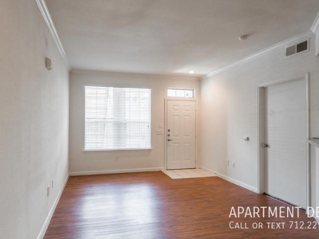 Apartments in Northside. come check out the views