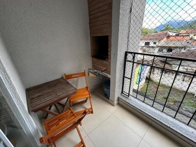 Apartament à venda no centro de Ubatuba SP com sala,cozinha e 2 dormitórios