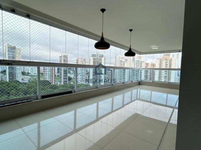 Apartamente no The One, 3 suítes, 177m2 e 3 vagas