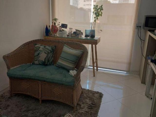 Apartamento 47m² com 2 dormitórios, varanda e 1 vaga à venda em Santa Cecília