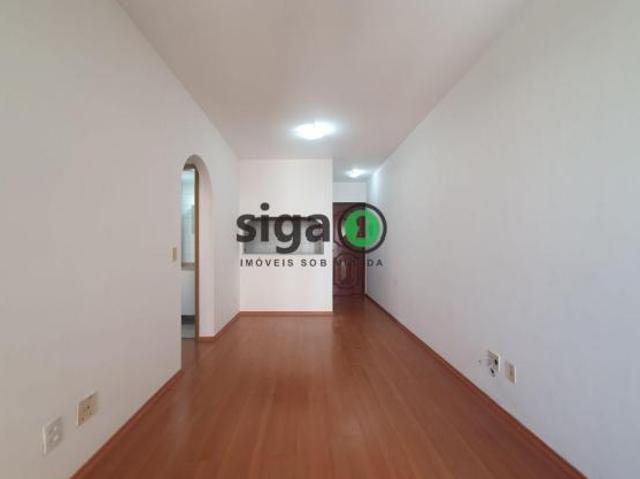 Apartamento 45m², 1 quarto, sala, terraço, SEMI MOBILIADO, 1 vaga Moema São Paulo/SP