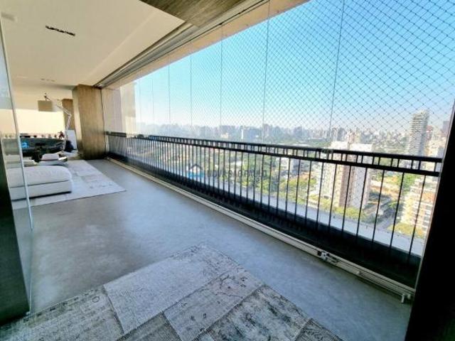 Apartamento 461m² 04 suítes 05 vagas Moema Pássaros