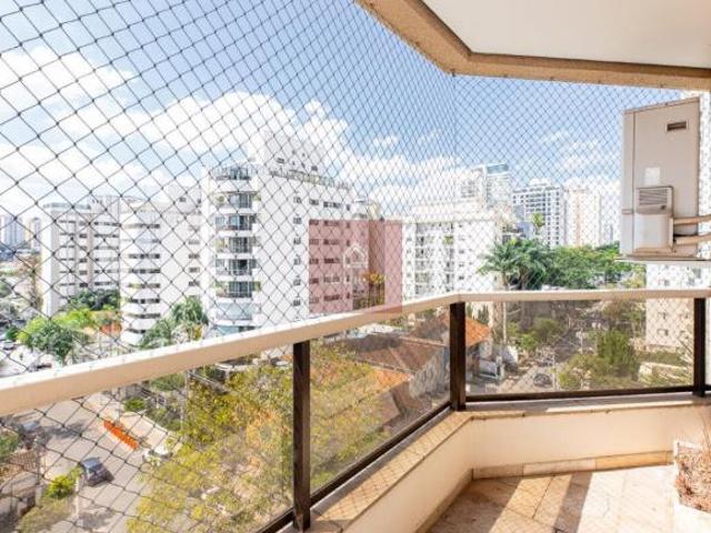 Apartamento 4 dorm, 3 vagas no Brooklin