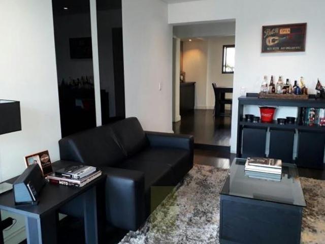 APARTAMENTO 4 DORMITÓRIOS NO CAMPO BELO!