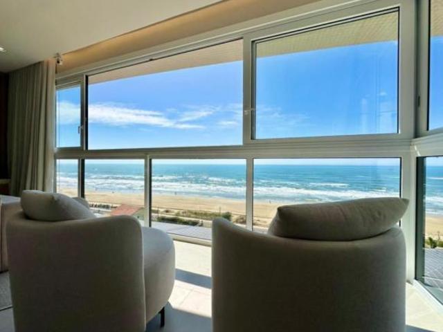 Apartamento 4 Dormitórios Bairro Zona Nova