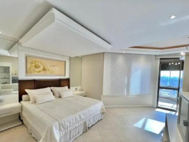 Apartamento 4 Dormitórios Bairro Centro