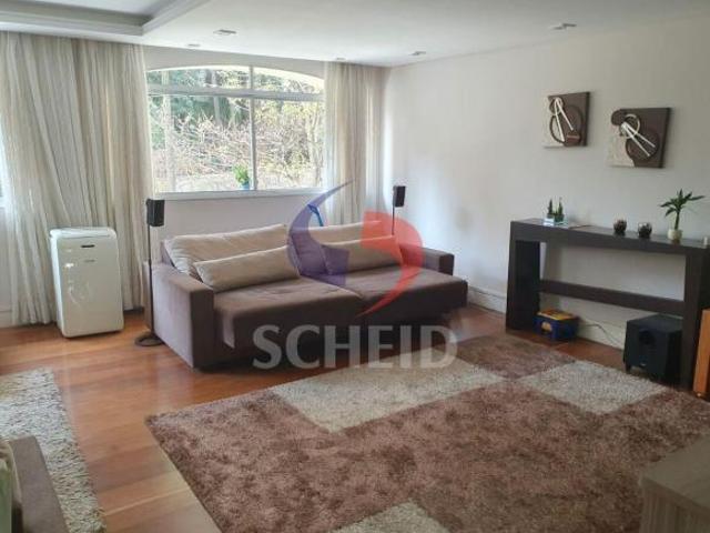 Apartamento 4 Dormitórios com 2 Suítes e 2 Vagas na Bela Vista, 263m Mobiliado