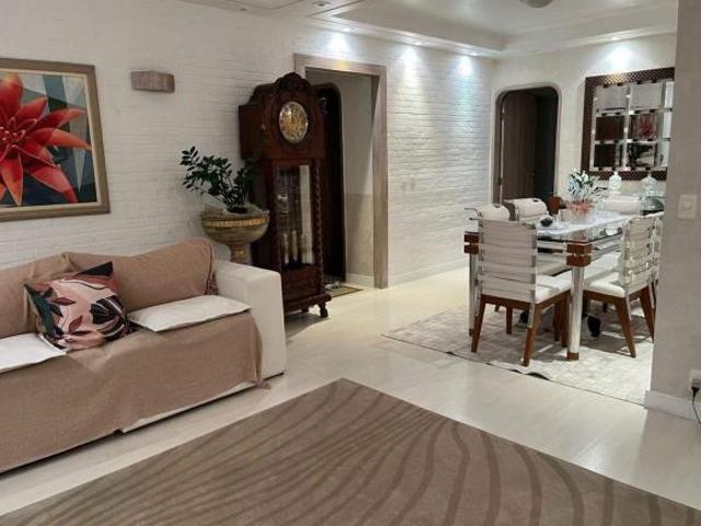 Apartamento 4 Dormitórios com 2 Vagas na Vila Assunção, Santo André – Financiamento Sim