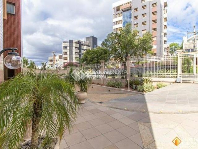Apartamento 4 dormitórios com vista para o Rio Guaíba no bairro Menino Deus