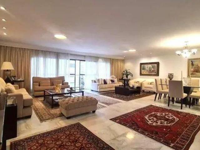 Apartamento 4 Dormitórios com Suítes e 2 Vagas a 2 Quadras da Praia – Gonzaga