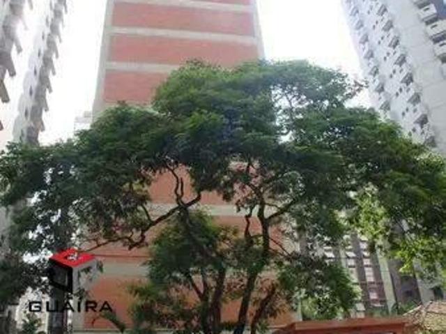 Apartamento 4 Dormitorios em Itaim Bibi 150m2