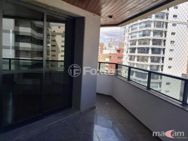 Apartamento, 4 dormitórios, em Vila Uberabinha