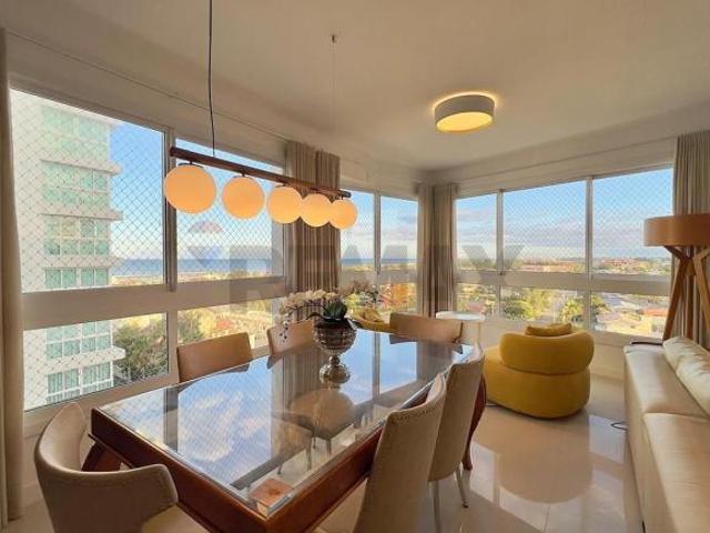 50% de entrada e saldo em 36X Recebe imóvel Apartamento 4 dormitórios Luxuoso na Praia de Capão