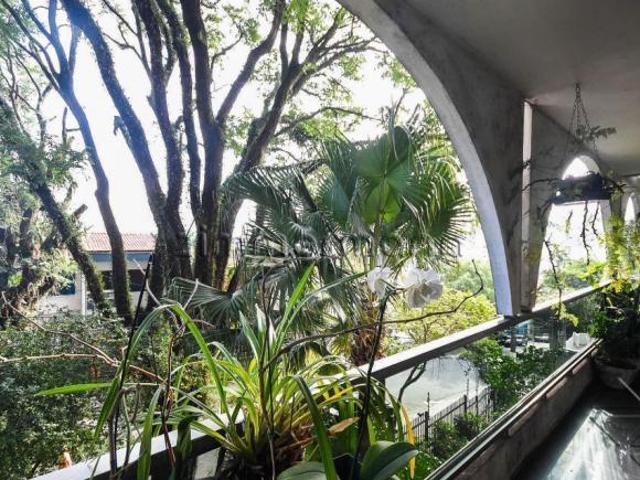 APARTAMENTO 4 DORMITÓRIOS PACAEMBU