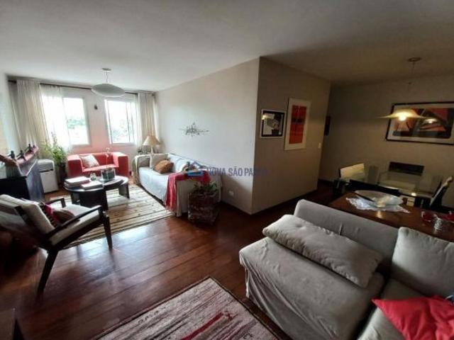 Apartamento 4 dormitórios, suíte, 2 vagas, 140m² Vila Clementino