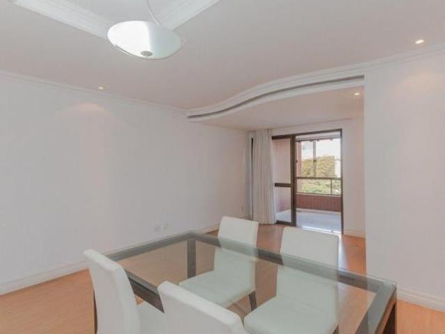 Apartamento, 4 dormitórios, sacada fechada com churrasqueira Av. Panamericana