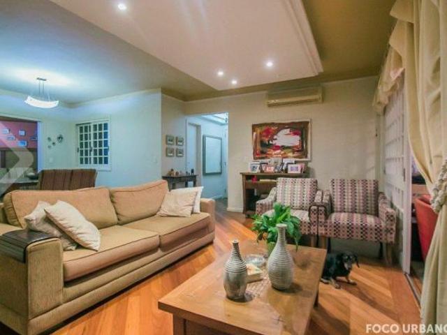 apartamento 4 dormitórios sendo os 4 com suítes com 3 vagas