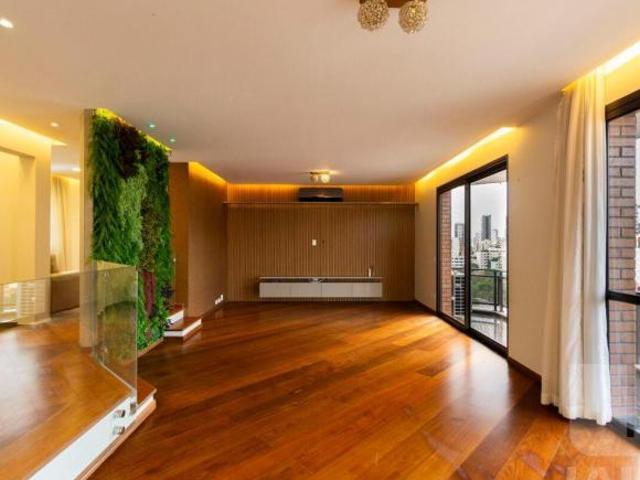APARTAMENTO 4 DORMITORIOS SENDO 2 SUITES 3 BANHEIROS SALA 3 AMBIENTES 3 VAGAS
