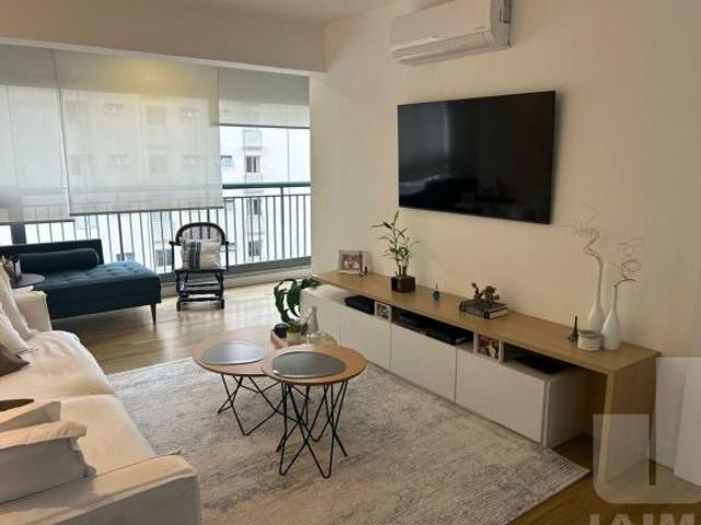 APARTAMENTO 4 DORMITORIOS SENDO 2 SUITES 4 BANHEIROS 2 VAGAS