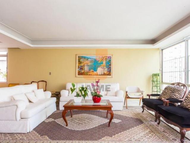 APARTAMENTO 4 DORMITÓRIOS SENDO 3 SUÍTES 4 BANHEIROS 2 VAGAS