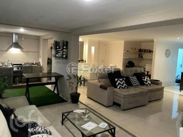 Apartamento, 4 dormitórios, 140 m², em Jardim Londrina