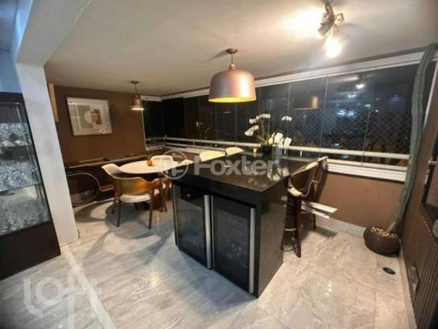Apartamento, 4 dormitórios, 141 m², em Paraíso do Morumbi