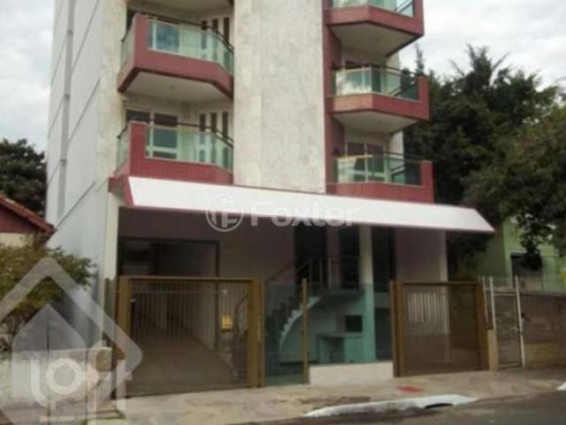 Apartamento, 4 dormitórios, 151 m², em Centro