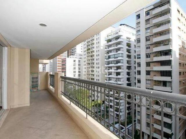 Apartamento, 4 dormitórios, 160 m², em Jardim Paulista