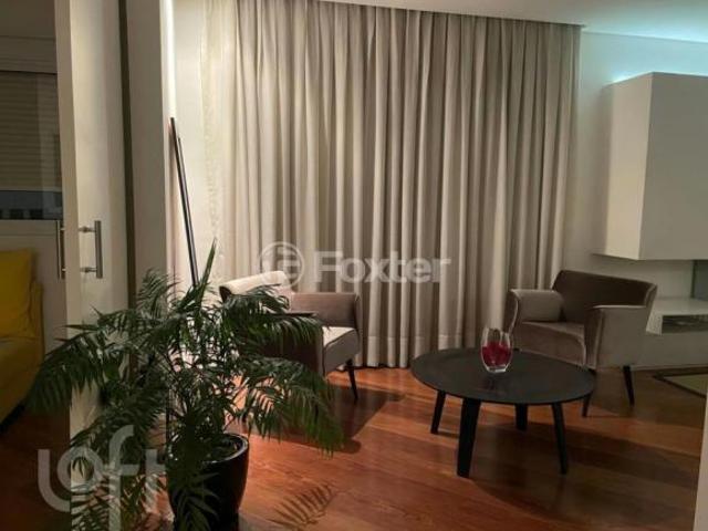 Apartamento, 4 dormitórios, 167 m², em Vila Andrade