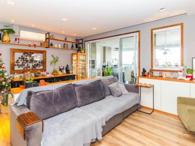 Apartamento, 4 dormitórios, 165 m², em Vila Mascote