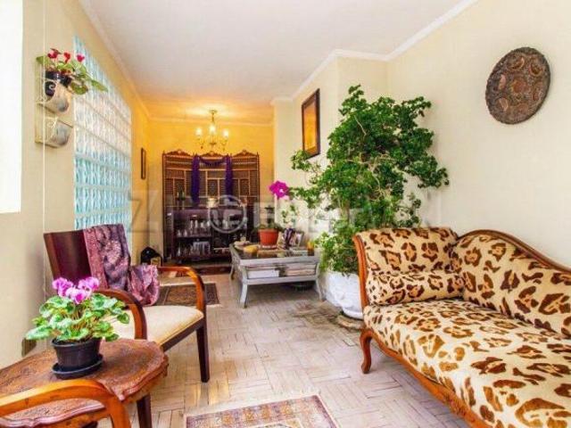 Apartamento, 4 dormitórios, 170 m², em Santa Cecília