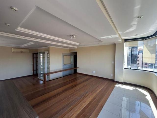 Apartamento 4 dormitórios • 172 m² privativos • Suíte com hidromassagem • Jardim Lindóia