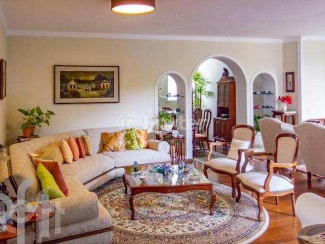 Apartamento, 4 dormitórios, 175 m², em Vila Andrade