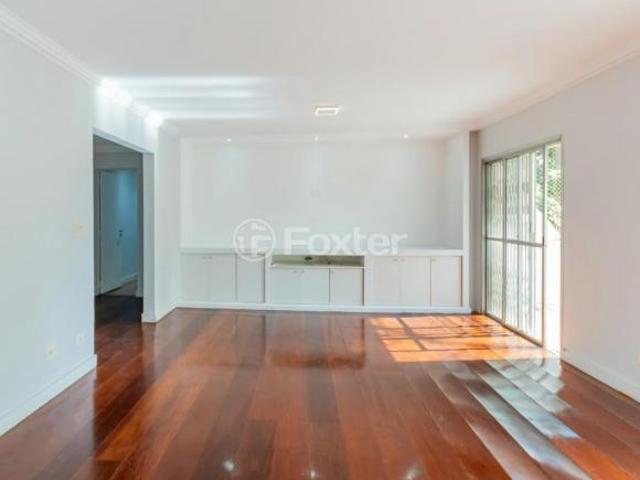 Apartamento, 4 dormitórios, 180 m², em Campo Belo