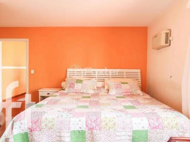 Apartamento, 4 dormitórios, 180 m², em Lar São Paulo