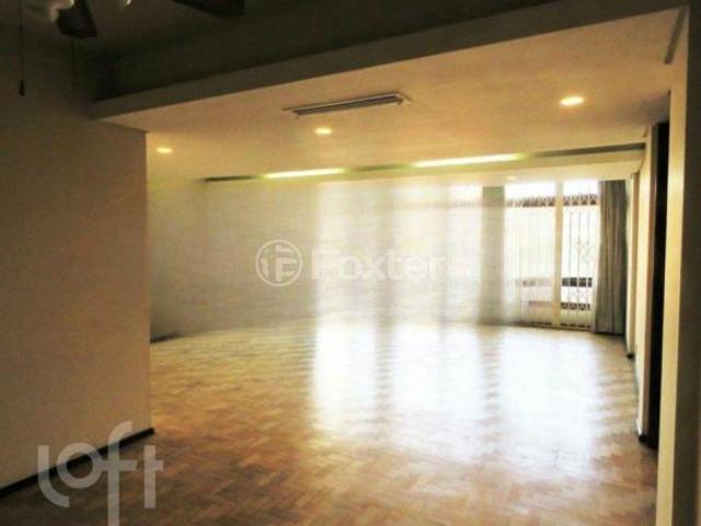 Apartamento, 4 dormitórios, 188.61 m², em Independência