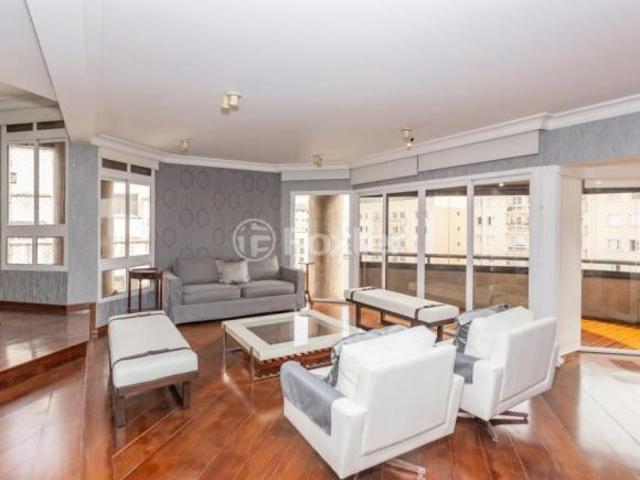 Apartamento, 4 dormitórios, 189 m², em Paraíso
