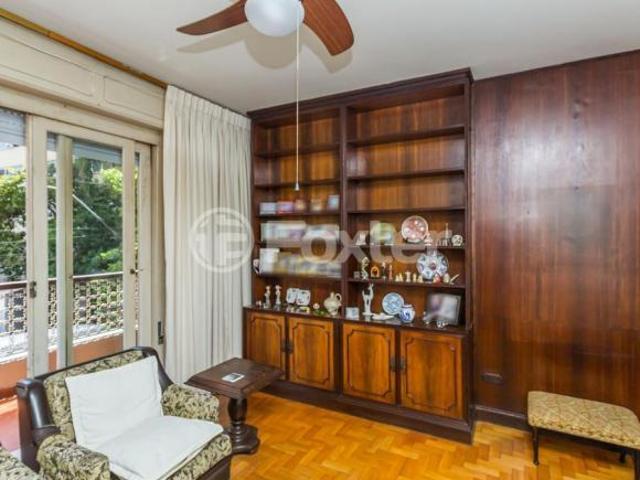 Apartamento, 4 dormitórios, 190 m², em Moinhos de Vento