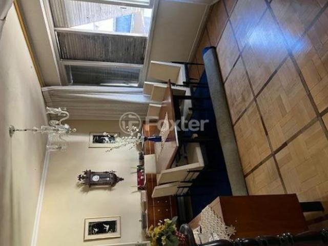 Apartamento, 4 dormitórios, 195.78 m², em Centro Histórico