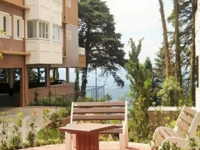 Apartamento, 4 dormitórios, 196 m², em Vila Suica