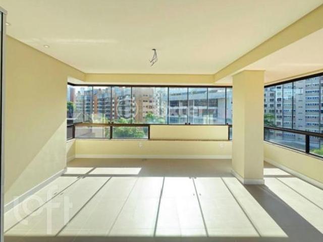 Apartamento, 4 dormitórios, 199.66 m², em Bela Vista