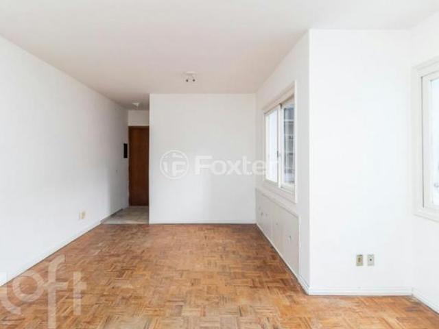 Apartamento, 4 dormitórios, 105.28 m², em São João