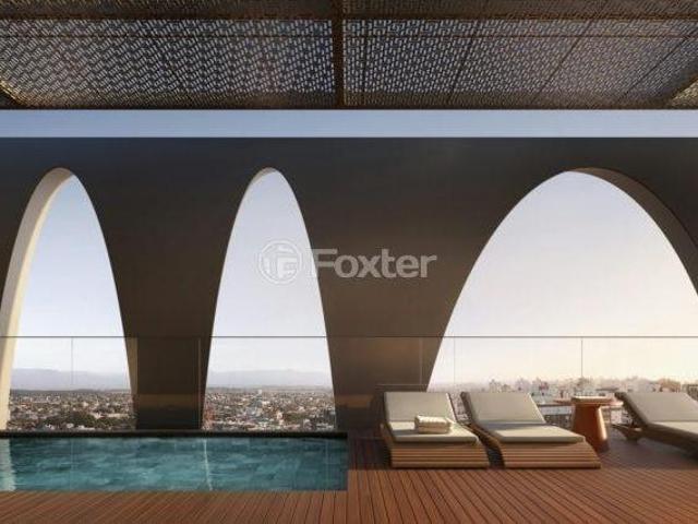 Apartamento, 4 dormitórios, 123 m², em Centro