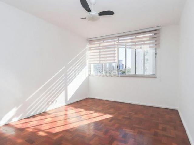Apartamento, 4 dormitórios, 120 m², em Pinheiros