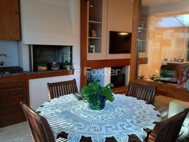 Apartamento, 4 dormitórios, 138.03 m², em Ipanema