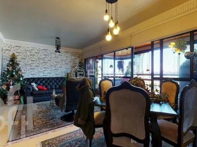 Apartamento, 4 dormitórios, 246 m², em Vila Santo Estéfano
