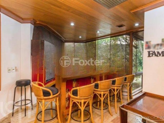Apartamento, 4 dormitórios, 265.07 m², em Bela Vista