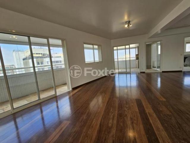Apartamento, 4 dormitórios, 265 m², em Paraíso