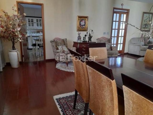 Apartamento, 4 dormitórios, 275 m², em Indianópolis